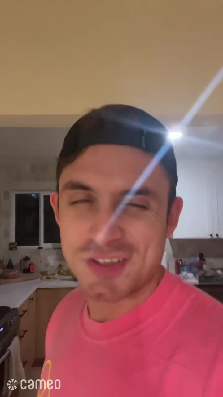 Vanderpump Rules James Kennedy Reunites With London