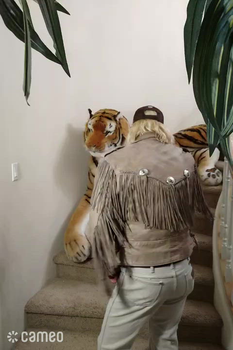 Tiger King "Joe Exotic" body double (VegasJoeX) for Nicki wikstrom | Cameo