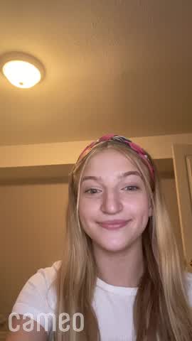 Lilly Bartlam for Dina | Cameo